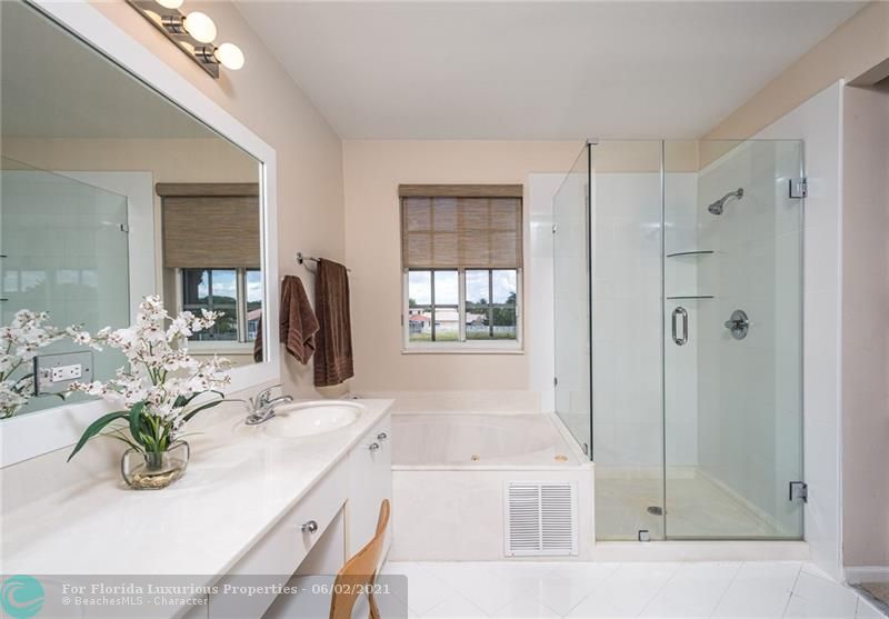 sought after the ridges, Weston – FL – Tu Inversion Segura Internacional