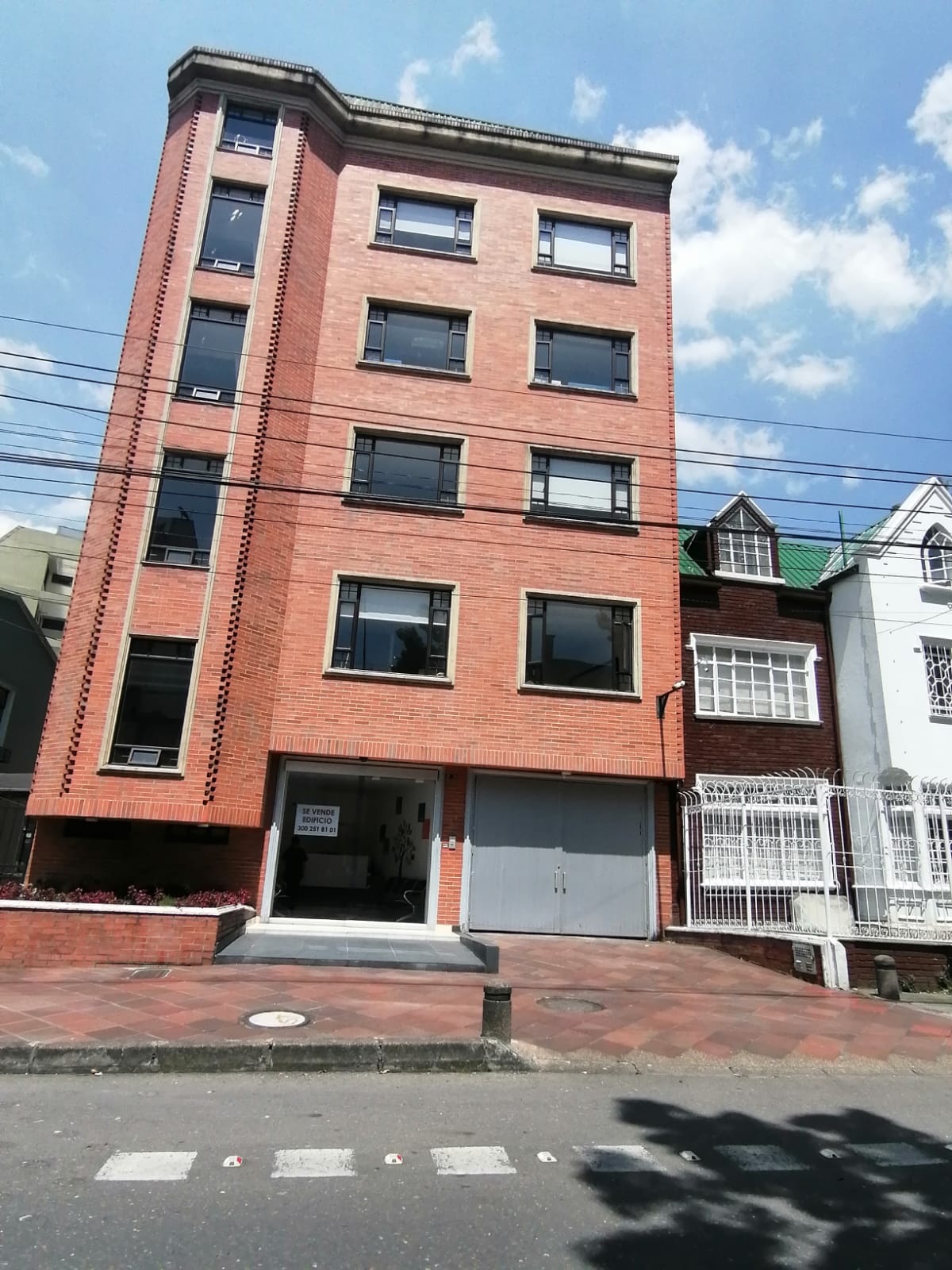 Venta de edificio en Parkway Teusaquillo Bogotá – Tu Inversion Segura Internacional